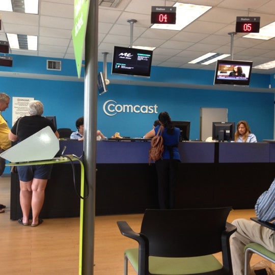Comcast Cable Service Center - 5205 Fruitville Rd