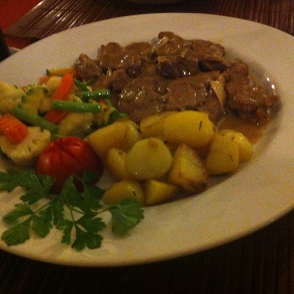 Pum Pui Italian Restaurant - Italian Restaurant