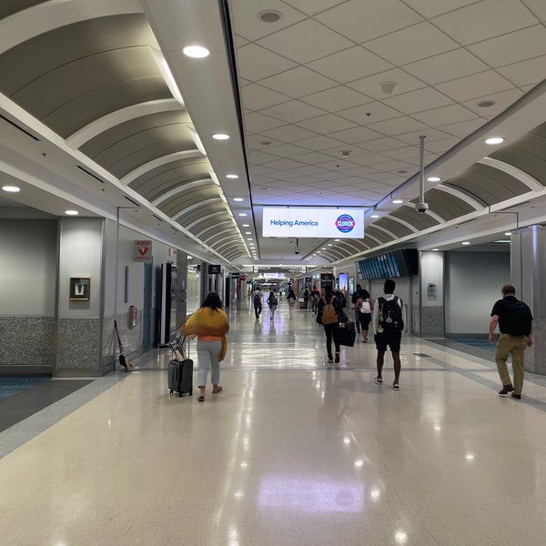 Gate E27 - Airport Gate in Atlanta