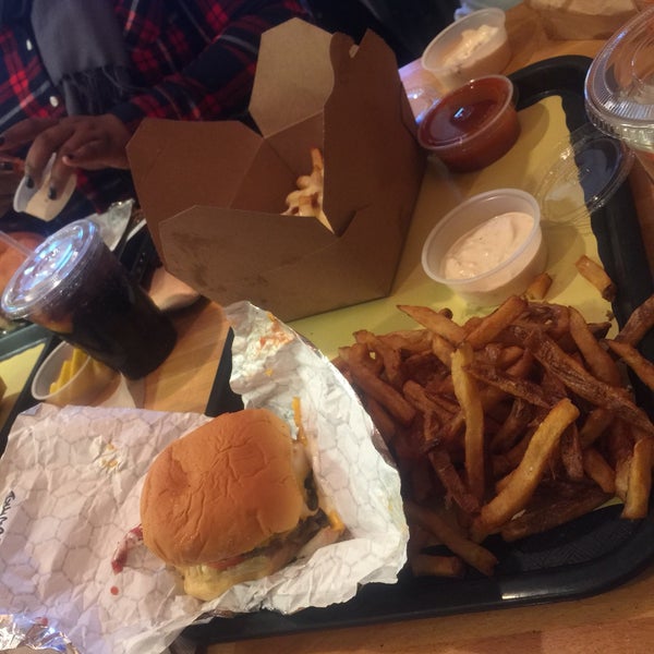 Bella's Burger Shack - 17 tips from 351 visitors