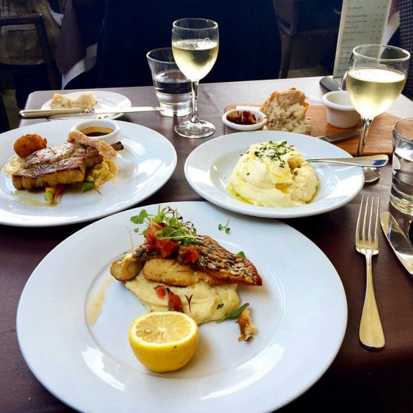 Waterfront Grill - Darling Harbour - 10 Darling Dr