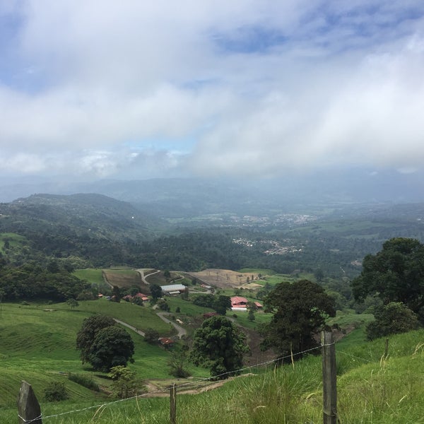 Santa Cruz de Turrialba - 13 tips from 907 visitors