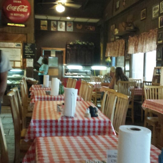 Rocking Chair Restaurant (Now Closed) - 814 Highway 72 W