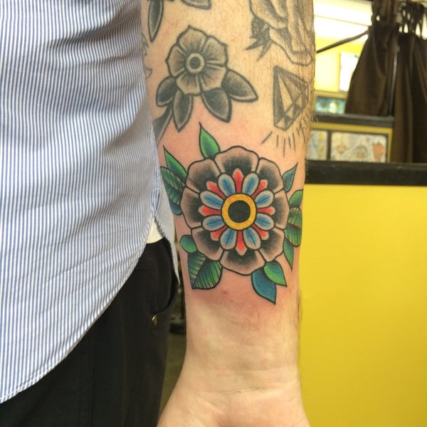 Jinx Proof Tattoos - Tattoo Parlor in Georgetown