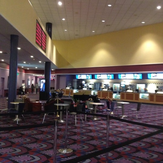 Showcase Cinema de Lux Revere (Now Closed) - West Revere - Revere, MA