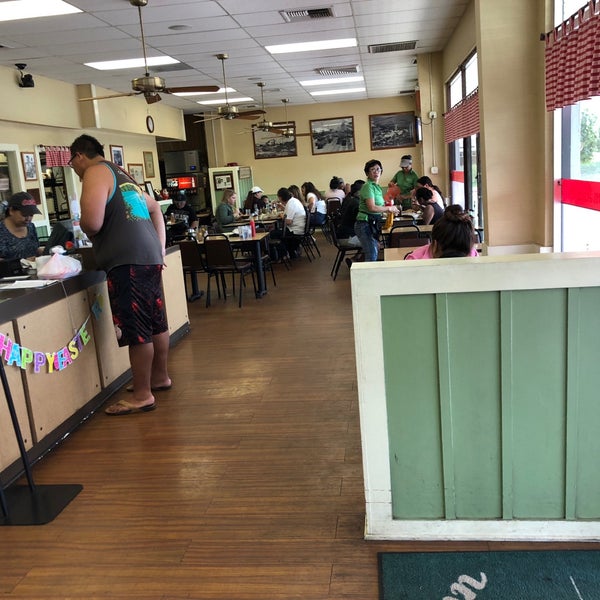 Highway Inn - 94-226 Leoku St