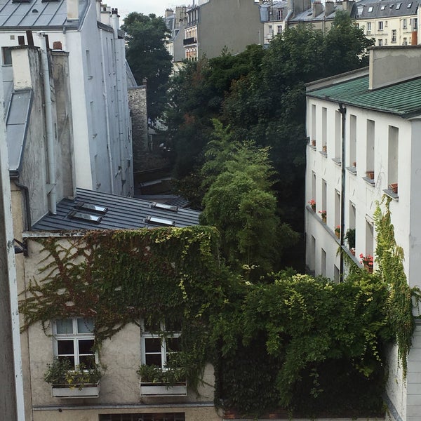 Photos at Université Paris III – Sorbonne-Nouvelle - University in Paris