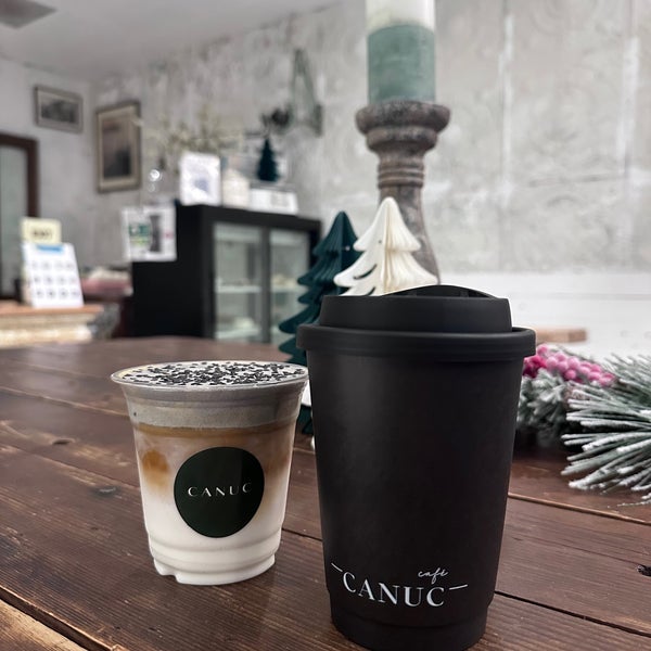 Café Canuc - Café en University District