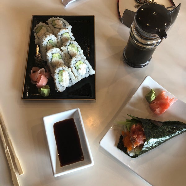 Mika Sushi - Sushi Restaurant in Mid-City West