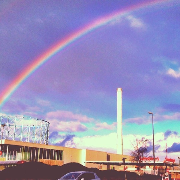 Purley Way Centre - Shopping Plaza in Croydon