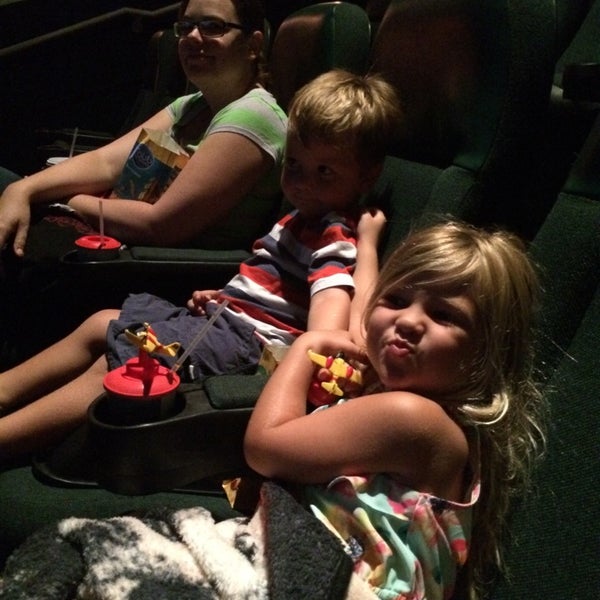 Photos at Cobb Merritt Square 16 Theatre & IMAX - Movie Theater in ...