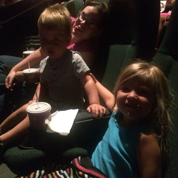 Photos at Cobb Merritt Square 16 Theatre & IMAX - Movie Theater in ...