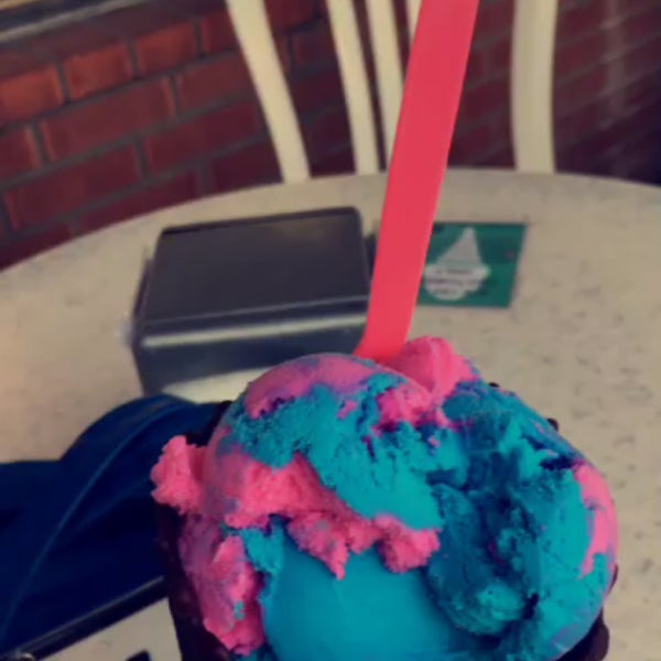 Photos at Lighthouse Ice Cream & Yogurt - Ice Cream Parlor in Ocean Beach