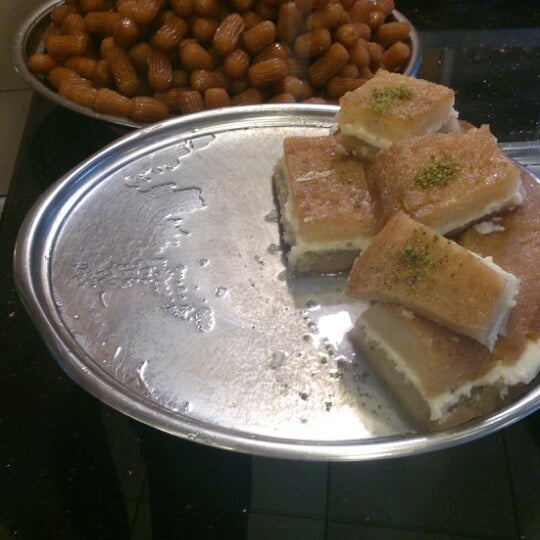 Oz Anteplioglu Baklava - Turkish Restaurant