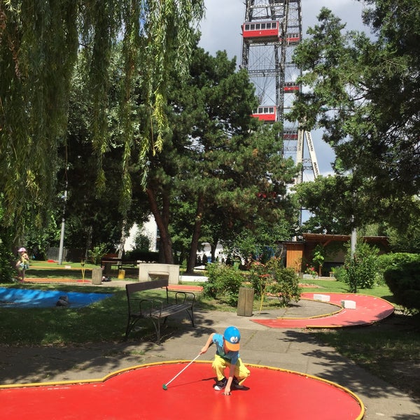 Minigolf Wurstelprater - Mini Golf Course in Wien
