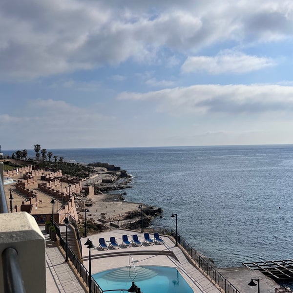 Marina Hotel Corinthia Beach Resort - 8 tips from 778 visitors