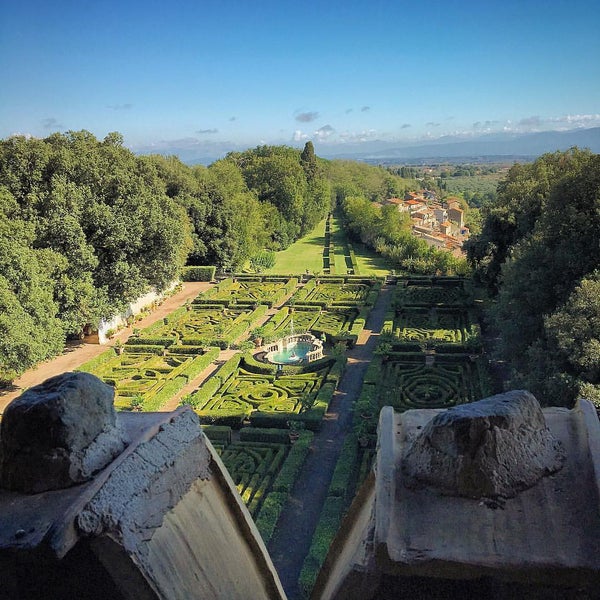 Castello Ruspoli - P.zza della repubblica, 9
