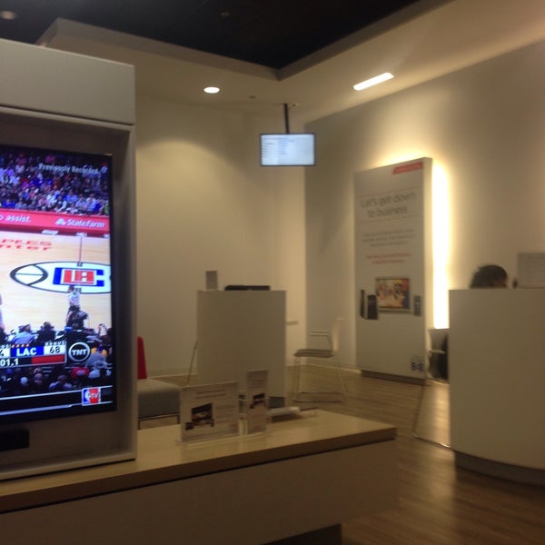Comcast - Electronics Store