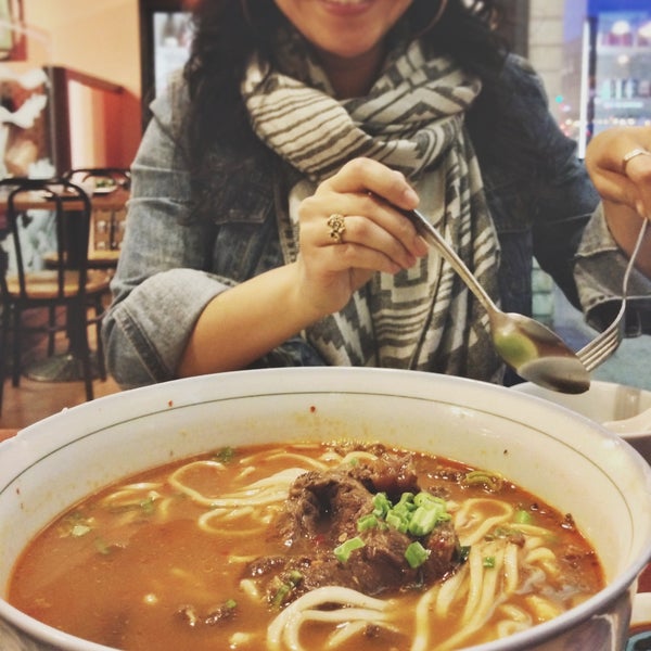 Lin's Chinese Cuisine and Tea House - Chinese Restaurant in Vancouver