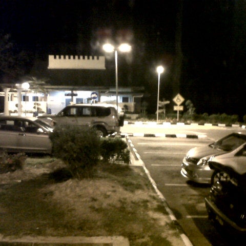 Plaza Tol Pagoh - 13 tips from 6030 visitors