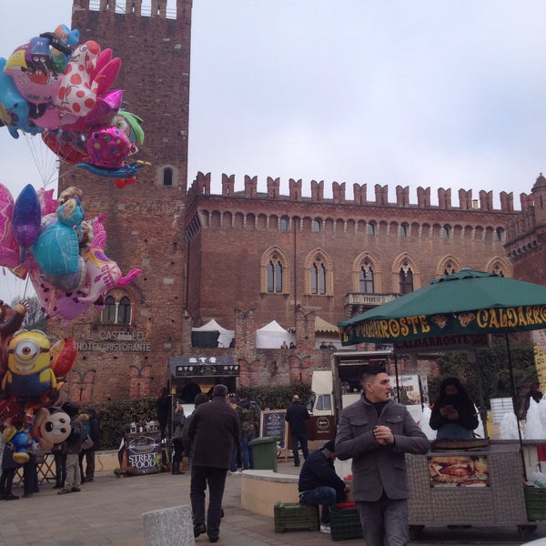 Castello di Carimate Hotel - 6 tips from 198 visitors