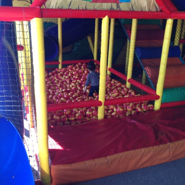 Jungle Adventure - Arts and Entertainment in Chomedey