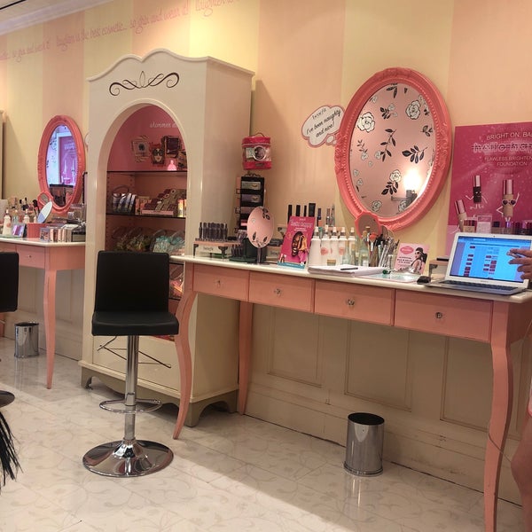 Benefit Cosmetics Store Locator