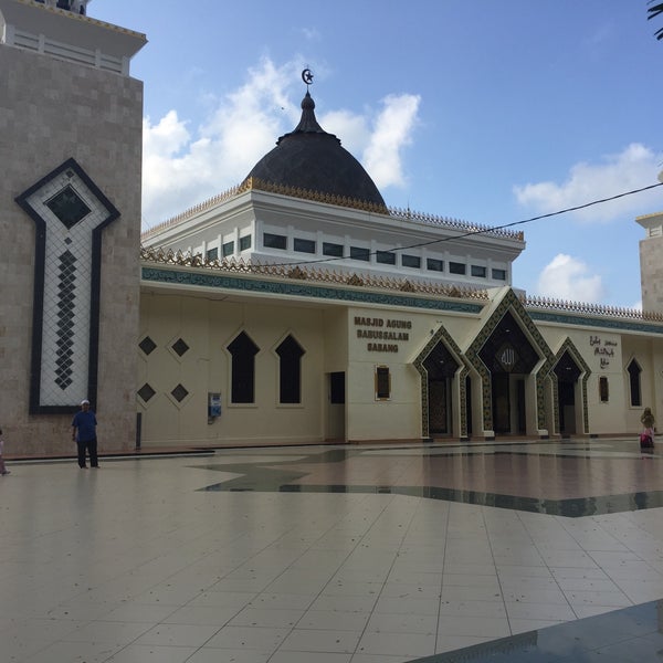 Mesjid Agung Babussalam Sabang - 2 tips from 279 visitors