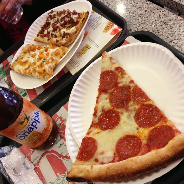 Photos at Rosella's Pizzeria - Financial District - 50 tips