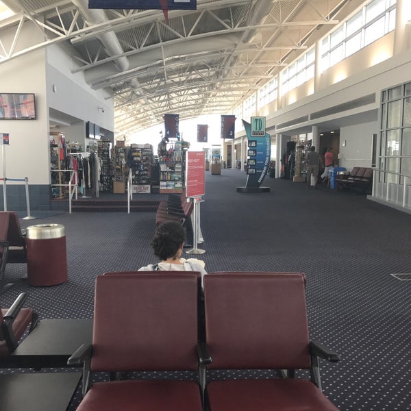 Fotos en Central Wisconsin Airport (CWA) - Aeropuerto