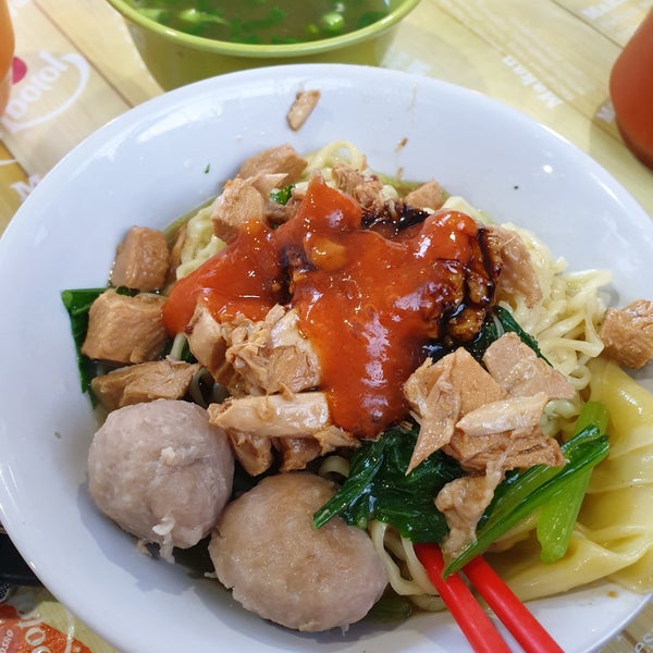 Bakso Gepeng Apotik Rini Rawamangun - Indonesian Restaurant in Jakarta ...