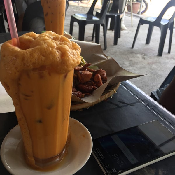 Kelate Kitchen by RizQ Station - Desa Sri Hartamas - 3 tips from 132 ...