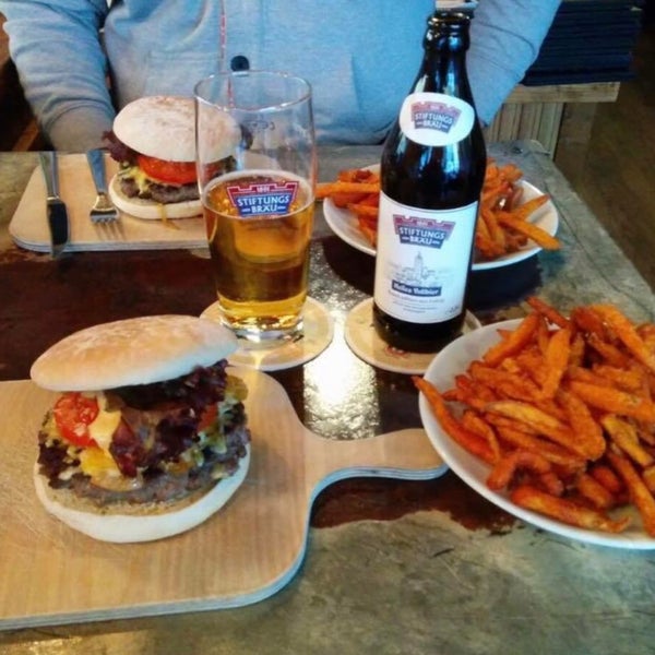 Corvin S Burger Bier