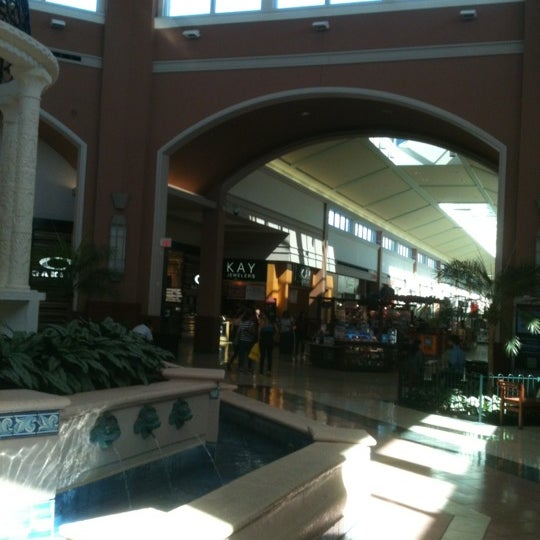 Photos at Pembroke Lakes Mall - Shopping Mall in Pembroke Pines