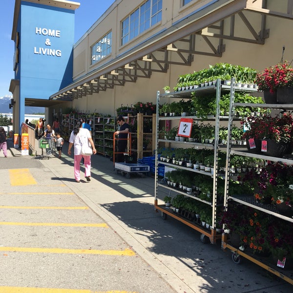Photos at Walmart Supercentre - Renfrew-Collingwood - 31 tips from 2190 ...