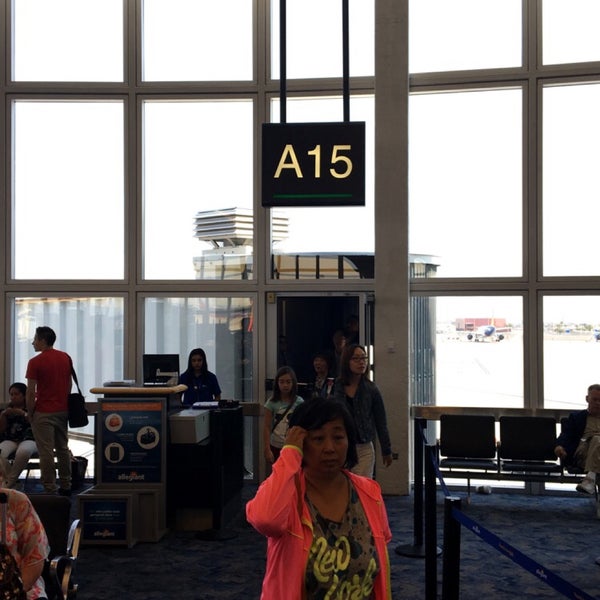 Gate A15 - Airport Gate