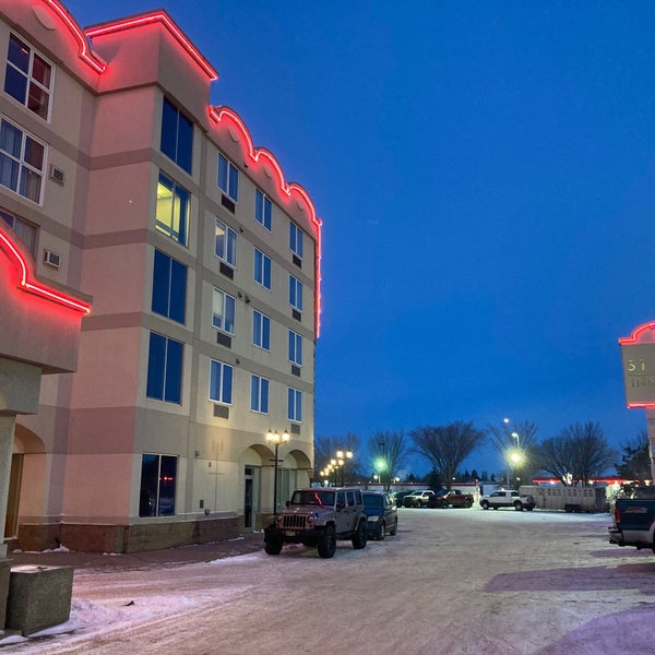 St. Albert Inn - 120 visitors