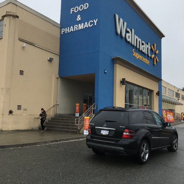 Photos at Walmart Supercentre - Renfrew-Collingwood - 31 tips from 2190 ...