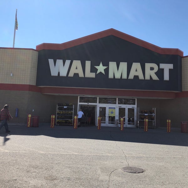 Walmart Supercentre - Big Box Store in Merritt