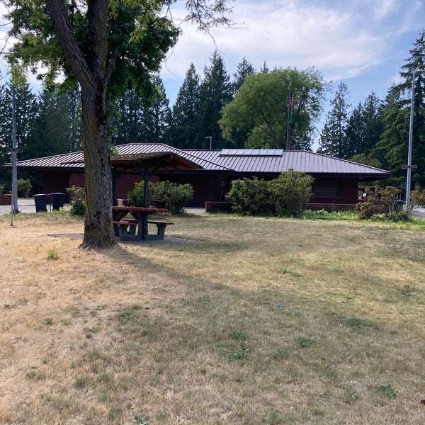 Washington State DOT Rest Area - I-5 Southbound Mile Post 269