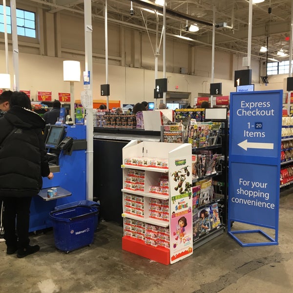 Photos at Walmart Supercentre - Renfrew-Collingwood - 31 tips from 2190 ...
