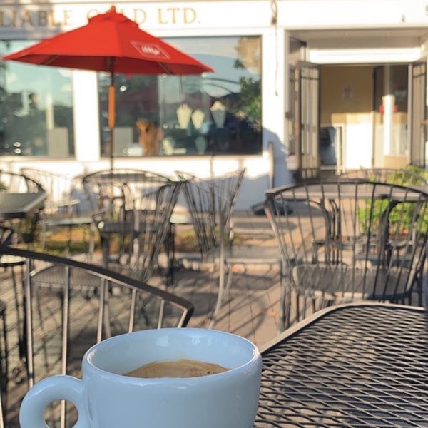 L'Artisan Cafe and Bakery - Bakery in Providence