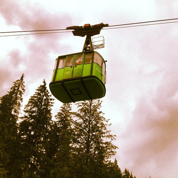 Telecabina Bușteni - Stația Bușteni