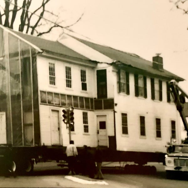 Franklin Pierce Manse - 14 Horseshoe Pond Ln