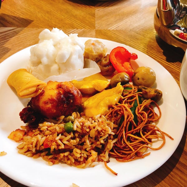 Cosmo - Victoria Square - 11 tips from 466 visitors