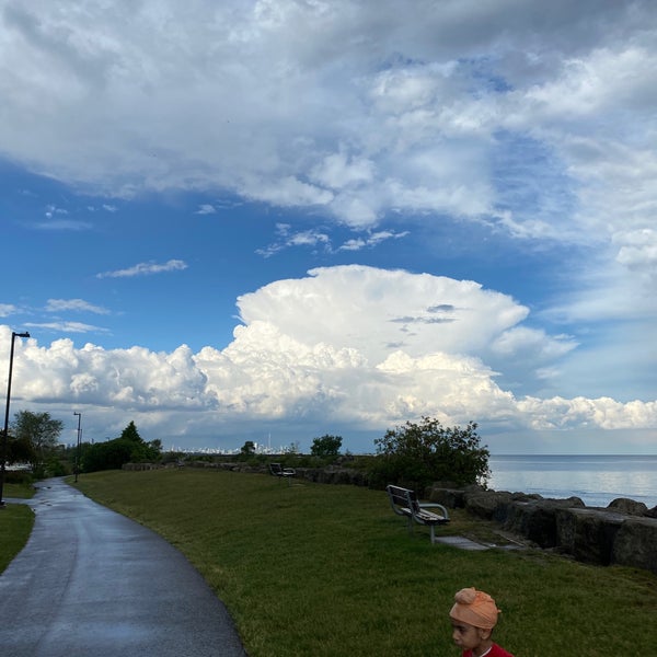 Photos at Lakefront Promenade Park - Lakeview - 2 tips from 193 visitors
