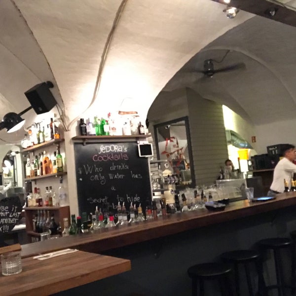 Fedora Bar+Kitchen - Altstadt - Ledererstraße 5