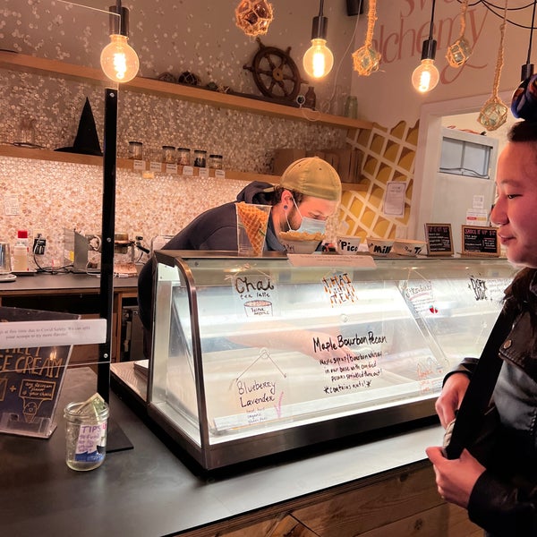 Mighty-O Donuts - Ballard - Seattle, WA
