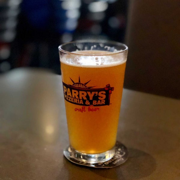 Parry's Pizzeria & Bar - Pizza Place