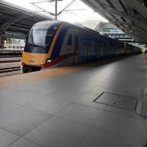 KTM Line - Subang Jaya Station (KD09/KS02) - Rail Station